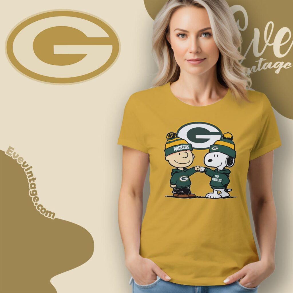 Charlie Brown And Snoopy Green Bay Packers Shirt - EVE Vintage